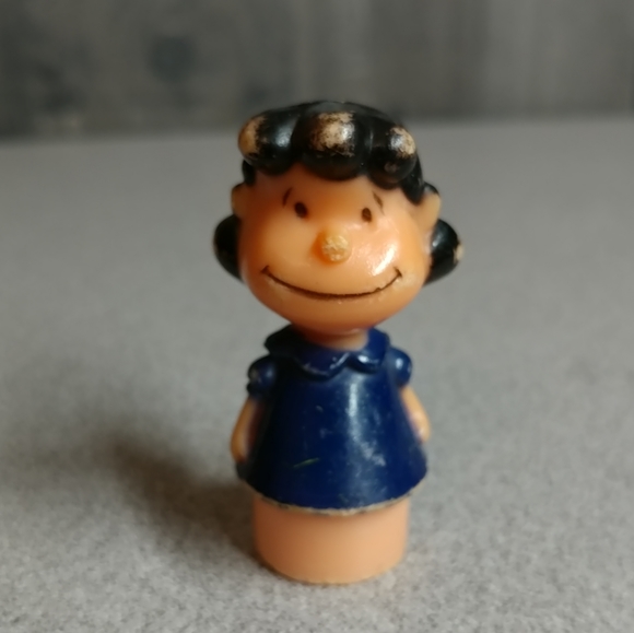 Peanuts | Toys | Vintage Peanuts Lucy Figure 952 | Poshmark